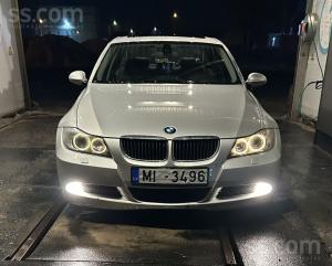 BMW 325 2007 in Bauska, with an engine capacity of 3.00 L and mileage of 281 thousand km for 4500 €, photo 9 on AUTOMOTO.COM.LV