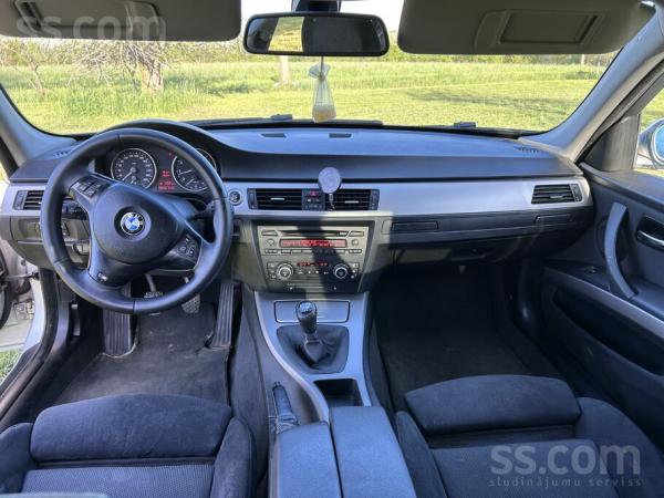 БМВ 325 2008 в Лиепая, объемом двигателя 2.50 л и пробегом 233 тыс. км за 3800 €, фото 6 на AUTOMOTO.COM.LV
