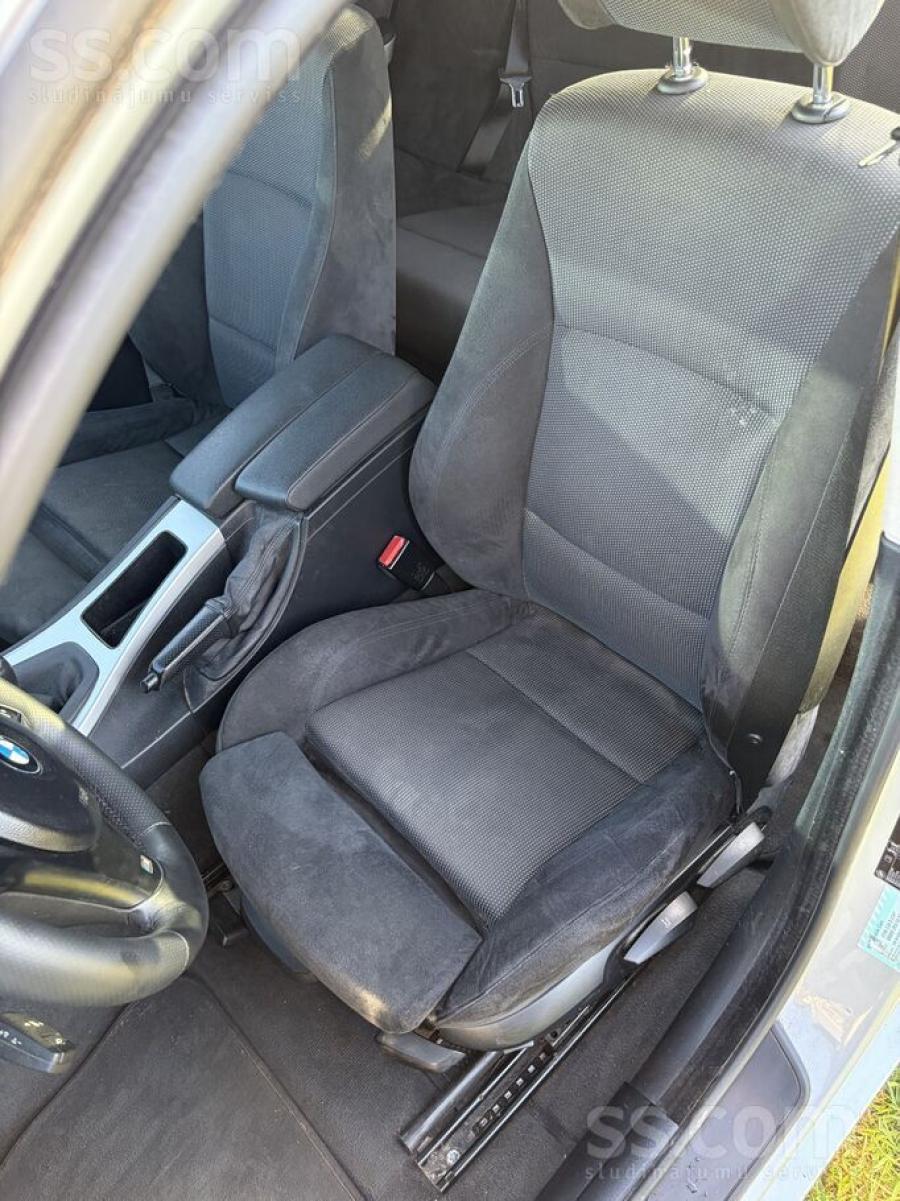 BMW 325 2008 Liepāja, ar dzinēja tilpumu 2.50 L un nobraukumu 233 tūkst. km par 3800 €, foto 8 vietnē AUTOMOTO.COM.LV