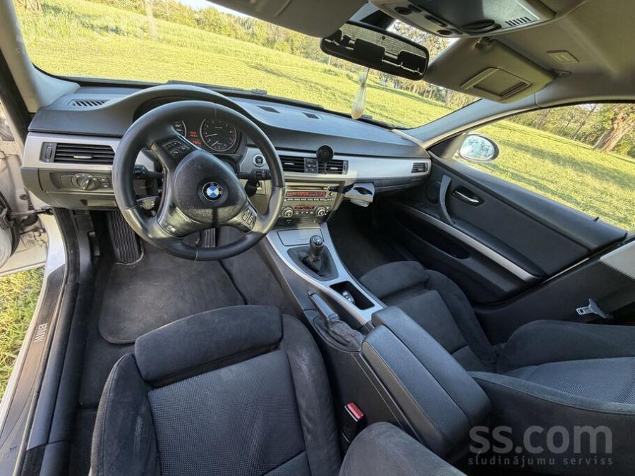 BMW 325 2008 Liepāja, ar dzinēja tilpumu 2.50 L un nobraukumu 233 tūkst. km par 3800 €, foto 9 vietnē AUTOMOTO.COM.LV