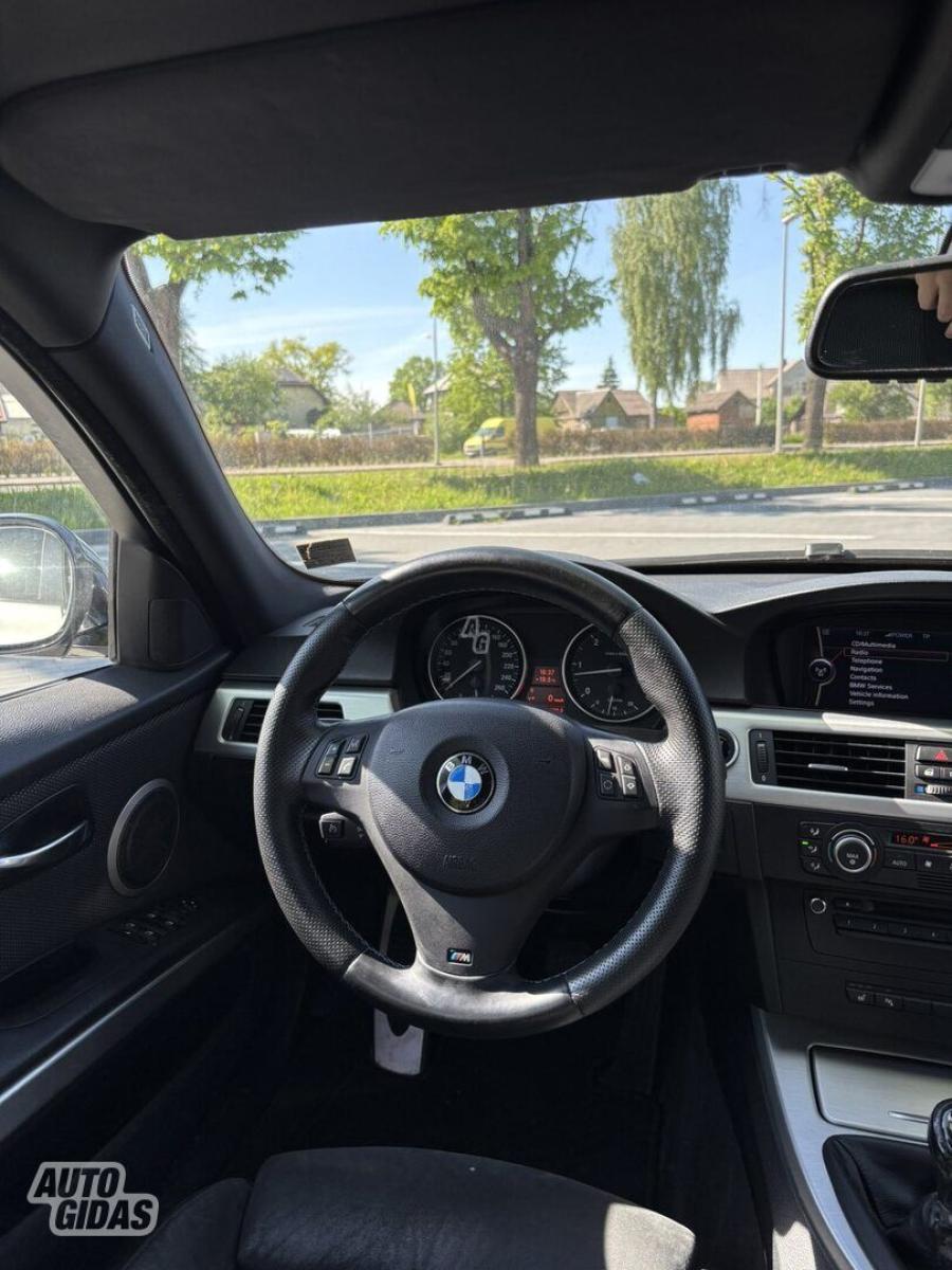 BMW 325 2008 in Kaunas, with an engine capacity of 3.00 L and mileage of 351 thousand km for 6900 €, photo 7 on AUTOMOTO.COM.LV