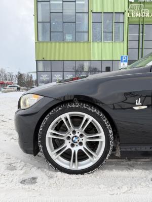 BMW 325 2010 in Vilnius, with an engine capacity of 3.00 L and mileage of 441 thousand km for 6700 €, photo 5 on AUTOMOTO.COM.LV