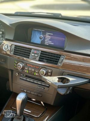 BMW 325 2010 in Vilnius, with an engine capacity of 3.00 L and mileage of 441 thousand km for 6700 €, photo 10 on AUTOMOTO.COM.LV