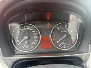 BMW 325 2010 Šauļi, ar dzinēja tilpumu 3.00 L un nobraukumu 246 tūkst. km par 7000 €, foto 15 vietnē AUTOMOTO.COM.LV
