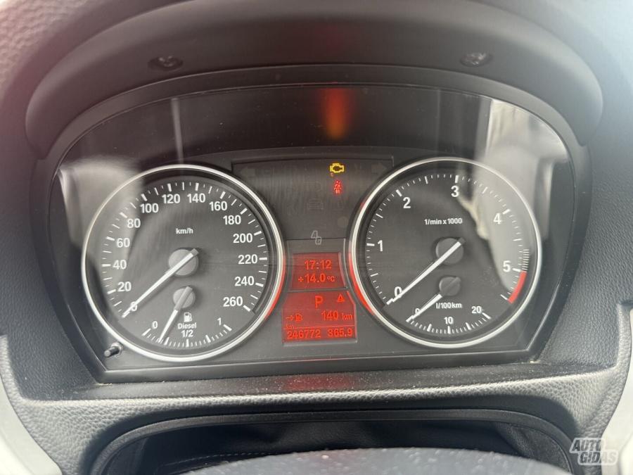BMW 325 2010 Šauļi, ar dzinēja tilpumu 3.00 L un nobraukumu 246 tūkst. km par 7000 €, foto 15 vietnē AUTOMOTO.COM.LV