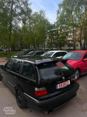 BMW 325 1998 in Kelme, with an engine capacity of 2.50 L and mileage of 200 thousand km for 1200 €, photo 3 on AUTOMOTO.COM.LV