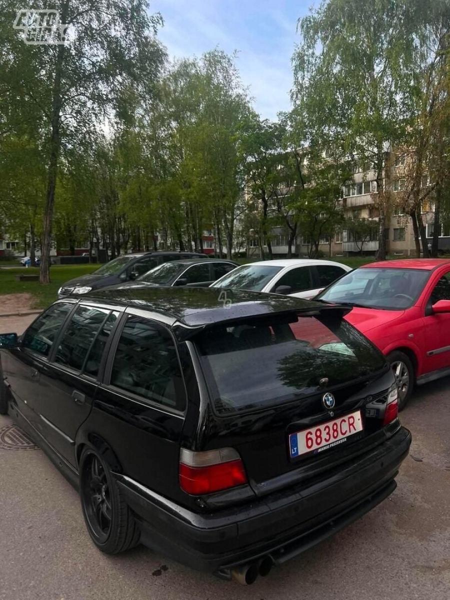 BMW 325 1998 in Kelme, with an engine capacity of 2.50 L and mileage of 200 thousand km for 1200 €, photo 4 on AUTOMOTO.COM.LV