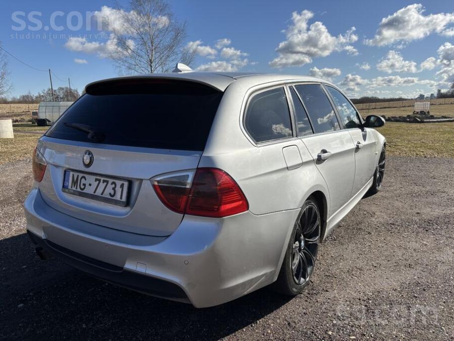 BMW 325 2006 Saldus, ar dzinēja tilpumu 2.50 L un nobraukumu 389 tūkst. km par 3850 €, foto 2 vietnē AUTOMOTO.COM.LV