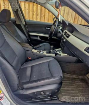BMW 325 2006 in Cesis, with an engine capacity of 3.00 L and mileage of 395 thousand km for 4100 €, photo 25 on AUTOMOTO.COM.LV