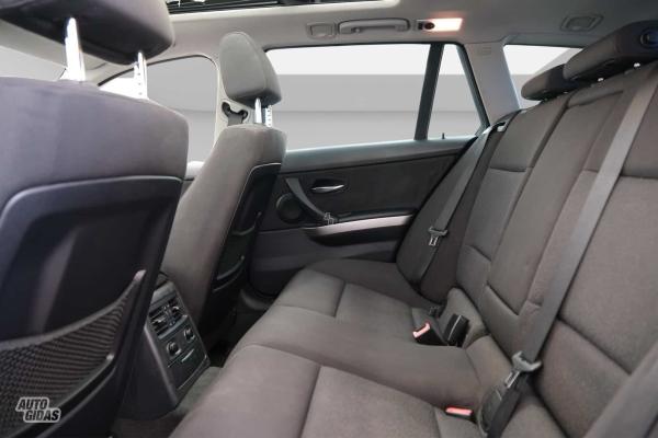 BMW 325 2006 Kauņa, ar dzinēja tilpumu 2.50 L un nobraukumu 250 tūkst. km par 4390 €, foto 6 vietnē AUTOMOTO.COM.LV