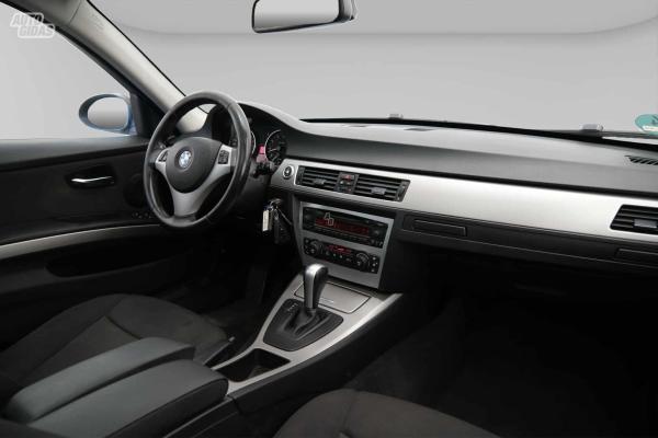 BMW 325 2006 Kauņa, ar dzinēja tilpumu 2.50 L un nobraukumu 250 tūkst. km par 4390 €, foto 8 vietnē AUTOMOTO.COM.LV