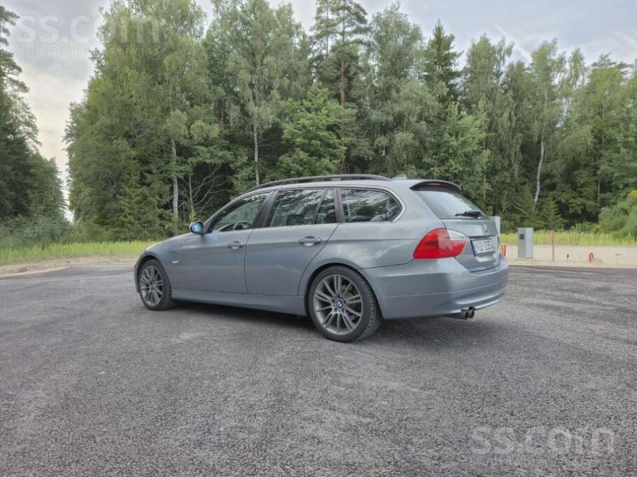 BMW 325 2006 Jelgava, ar dzinēja tilpumu 2.50 L un nobraukumu 298 tūkst. km par 4500 €, foto 1 vietnē AUTOMOTO.COM.LV