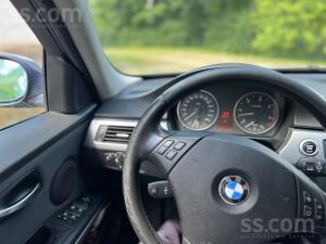 BMW 325 2007 in Preili, with an engine capacity of 2.50 L and mileage of 285 thousand km for 3100 €, photo 12 on AUTOMOTO.COM.LV