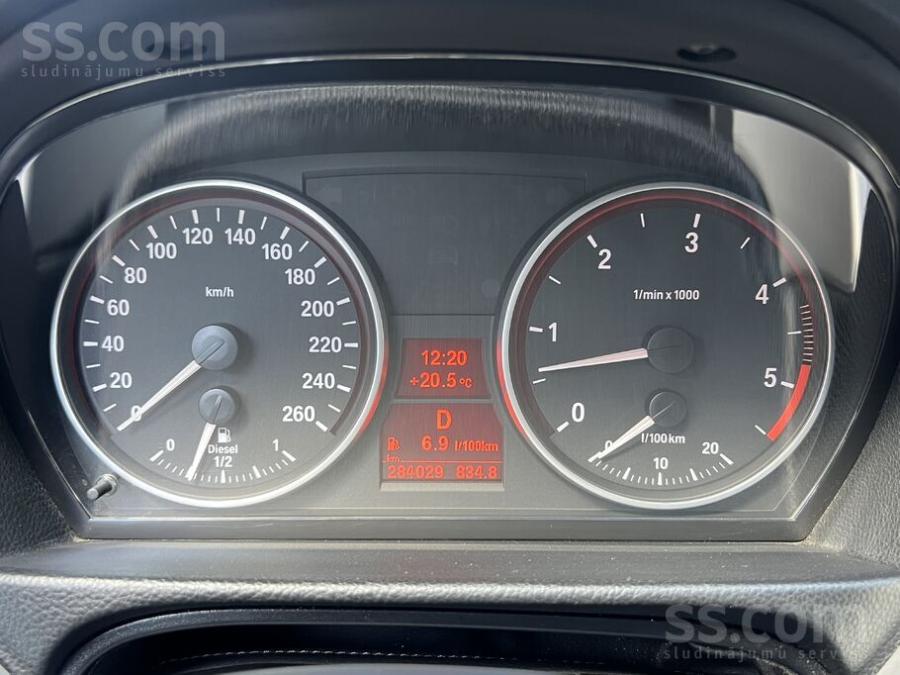 BMW 325 2007 in Preili, with an engine capacity of 2.50 L and mileage of 285 thousand km for 3100 €, photo 14 on AUTOMOTO.COM.LV