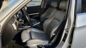 BMW 325 2007 in Vilnius, with an engine capacity of 3.00 L and mileage of 475 thousand km for 3350 €, photo 8 on AUTOMOTO.COM.LV