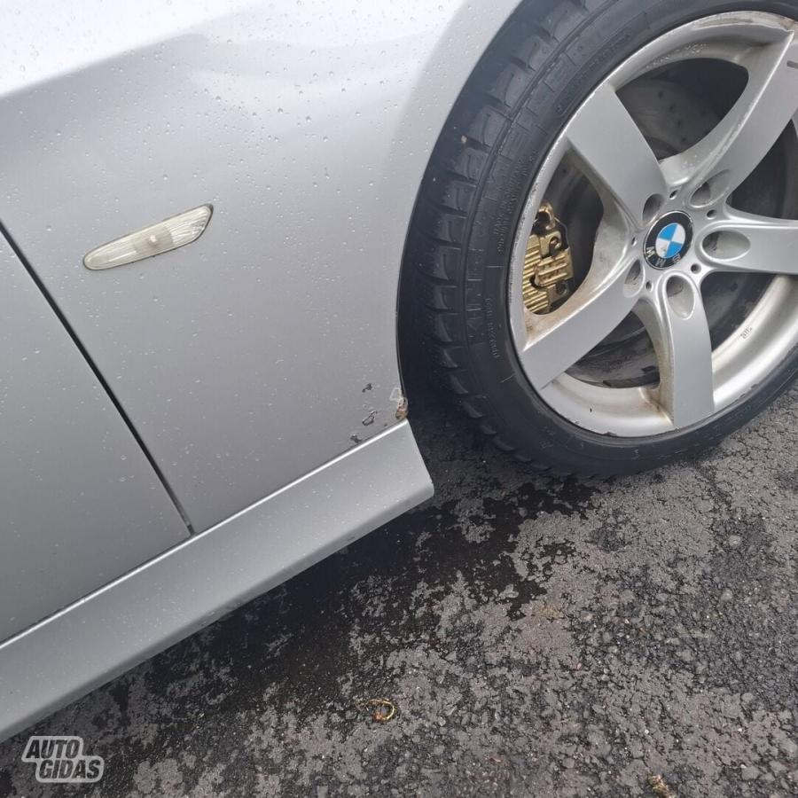 BMW 325 2007 in Kaunas, with an engine capacity of 3.00 L and mileage of 524 thousand km for 2300 €, photo 9 on AUTOMOTO.COM.LV