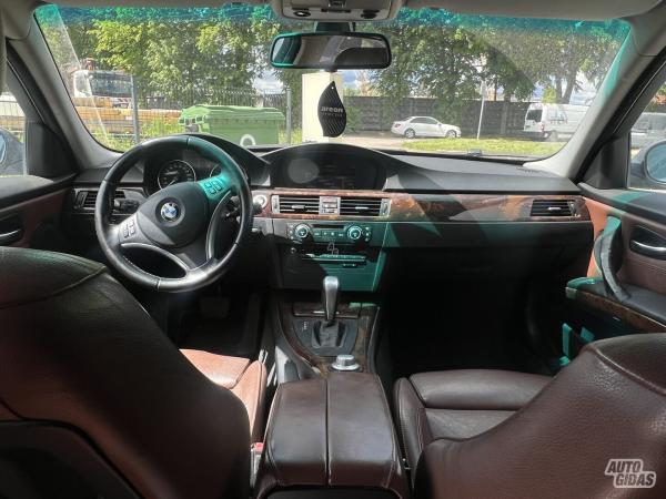 BMW 325 2007 in Kaunas, with an engine capacity of 3.00 L and mileage of 348 thousand km for 2250 €, photo 9 on AUTOMOTO.COM.LV