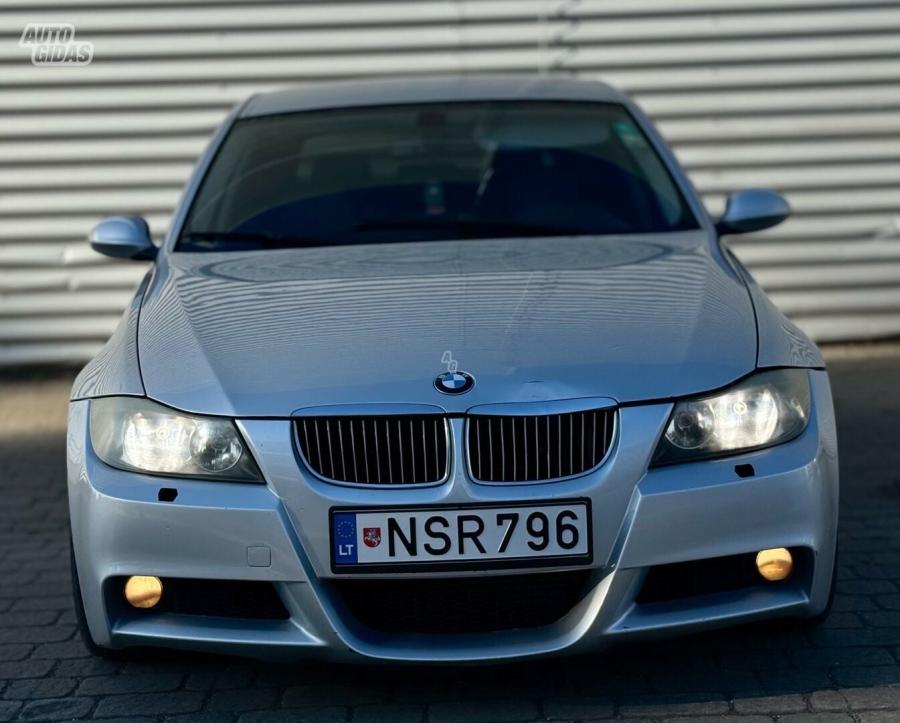 BMW 325 2007 in Vilnius, with an engine capacity of 3.00 L and mileage of 475 thousand km for 3250 €, photo 4 on AUTOMOTO.COM.LV