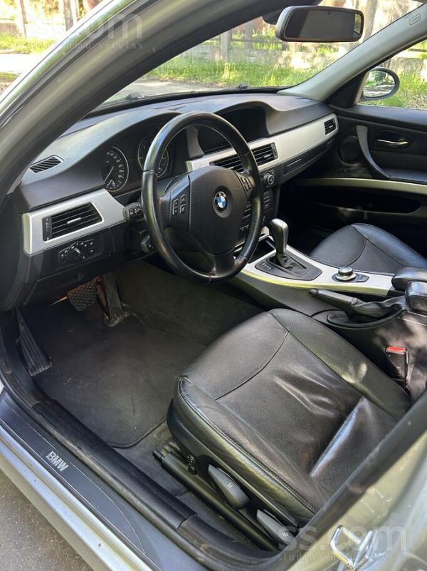 BMW 325 2007 in Jurmala, with an engine capacity of 3.00 L and mileage of 308 thousand km for 4400 €, photo 8 on AUTOMOTO.COM.LV