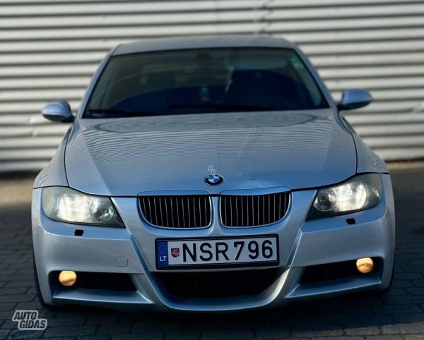 BMW 325 2007 in Vilnius, with an engine capacity of 3.00 L and mileage of 296 thousand km for 3000 €, photo 3 on AUTOMOTO.COM.LV