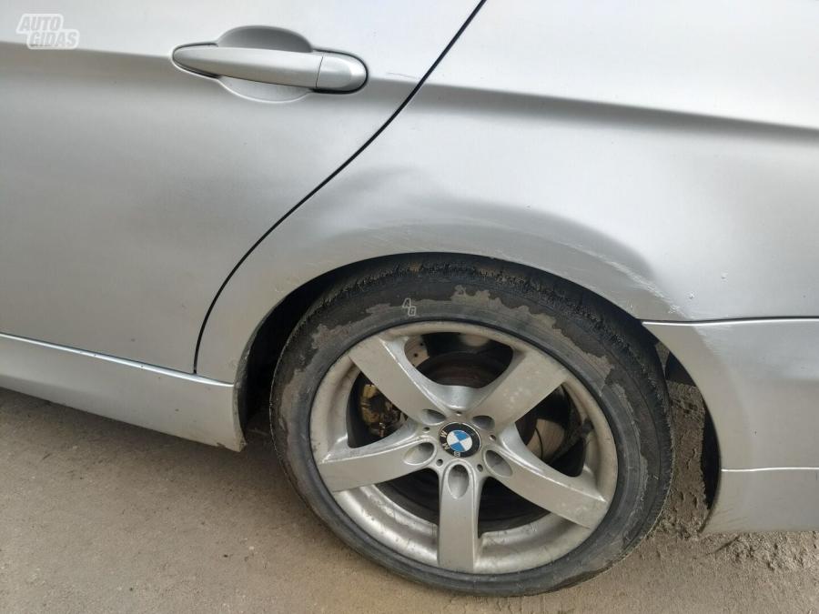 BMW 325 2007 Kauņa, ar dzinēja tilpumu 3.00 L un nobraukumu 529 tūkst. km par 2450 €, foto 7 vietnē AUTOMOTO.COM.LV