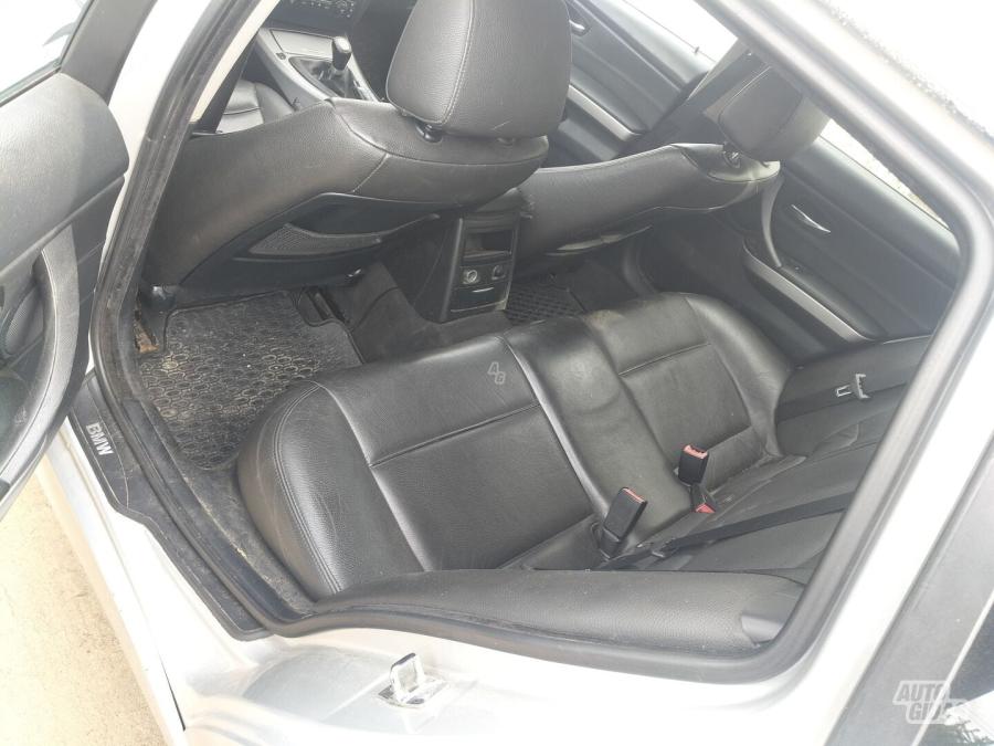 BMW 325 2007 Kauņa, ar dzinēja tilpumu 3.00 L un nobraukumu 529 tūkst. km par 2450 €, foto 13 vietnē AUTOMOTO.COM.LV