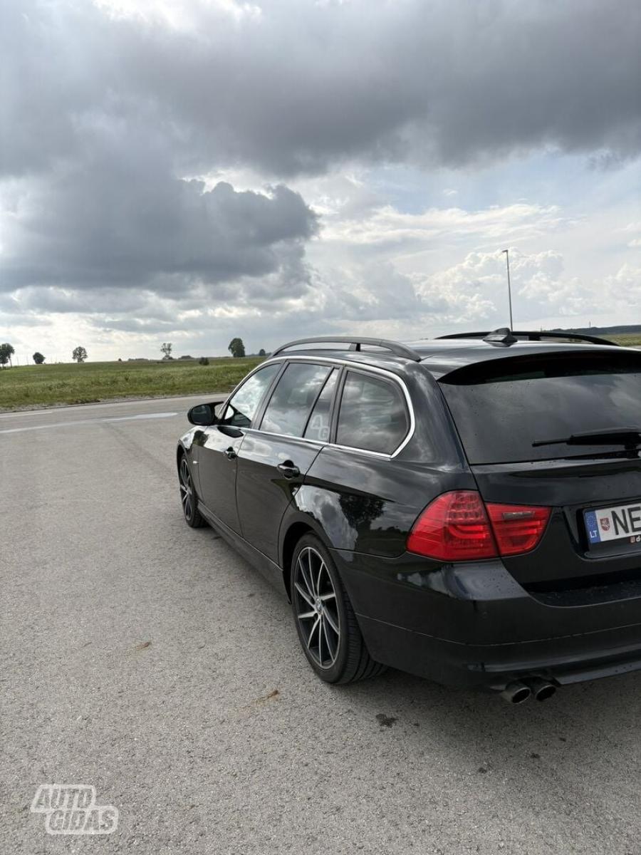 BMW 325 2008 in Siauliai, with an engine capacity of 3.00 L and mileage of 274 thousand km for 5400 €, photo 5 on AUTOMOTO.COM.LV