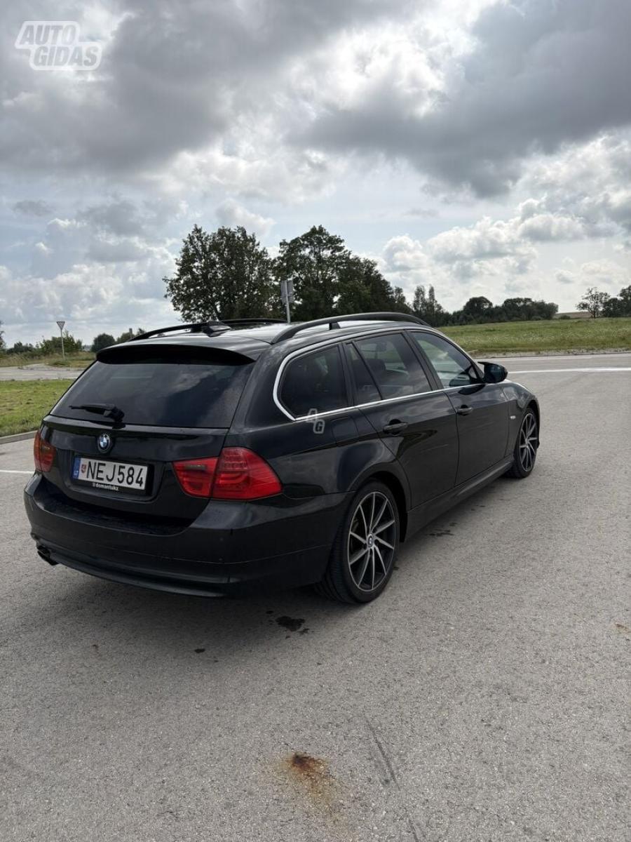 BMW 325 2008 in Siauliai, with an engine capacity of 3.00 L and mileage of 274 thousand km for 5400 €, photo 8 on AUTOMOTO.COM.LV