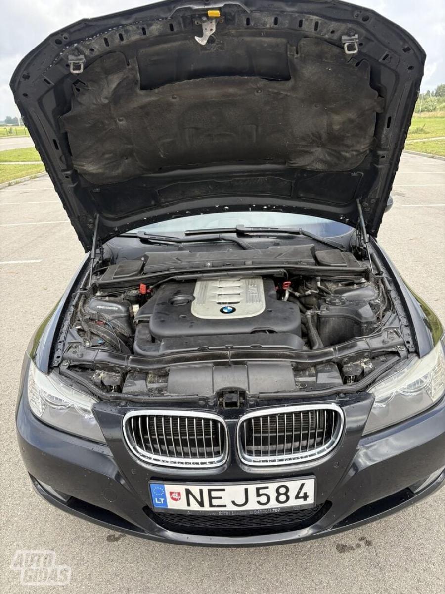 BMW 325 2008 in Siauliai, with an engine capacity of 3.00 L and mileage of 274 thousand km for 5400 €, photo 11 on AUTOMOTO.COM.LV