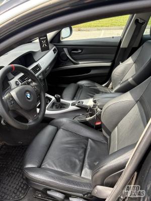 BMW 325 2008 in Siauliai, with an engine capacity of 3.00 L and mileage of 274 thousand km for 5400 €, photo 14 on AUTOMOTO.COM.LV