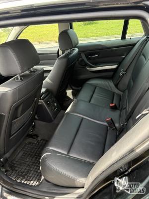 BMW 325 2008 in Siauliai, with an engine capacity of 3.00 L and mileage of 274 thousand km for 5400 €, photo 15 on AUTOMOTO.COM.LV