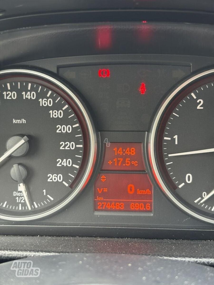 BMW 325 2008 in Siauliai, with an engine capacity of 3.00 L and mileage of 274 thousand km for 5400 €, photo 20 on AUTOMOTO.COM.LV