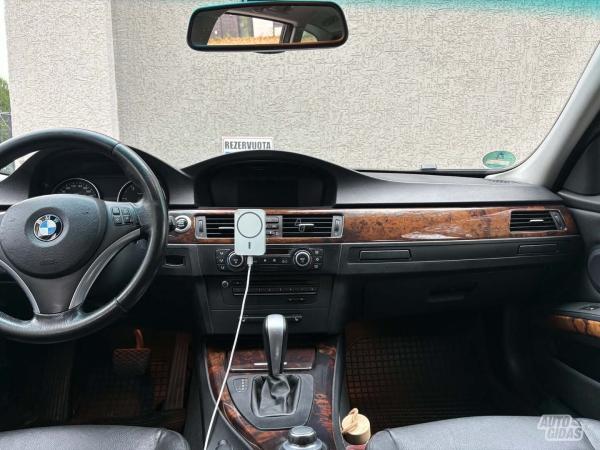 BMW 325 2008 Viļņa, ar dzinēja tilpumu 3.00 L un nobraukumu 303 tūkst. km par 3300 €, foto 10 vietnē AUTOMOTO.COM.LV