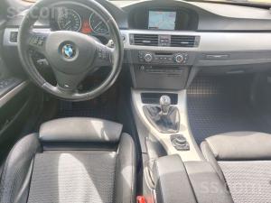 BMW 325 2009 in Rezekne, with an engine capacity of 3.00 L and mileage of 371 thousand km for 5450 €, photo 8 on AUTOMOTO.COM.LV