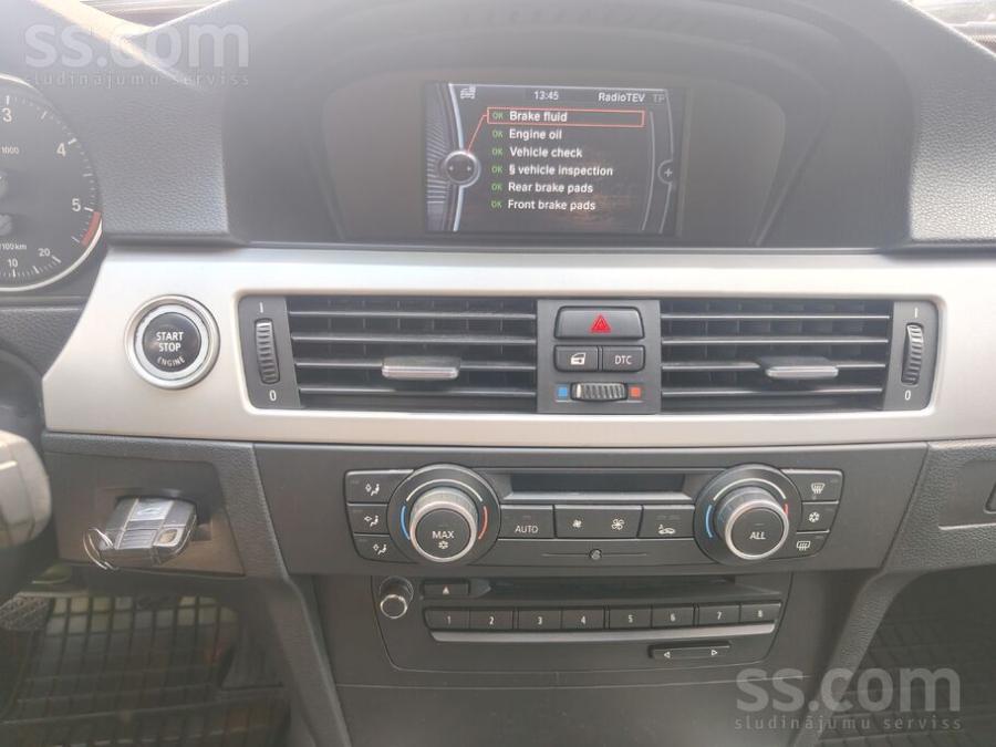 BMW 325 2009 in Rezekne, with an engine capacity of 3.00 L and mileage of 371 thousand km for 5450 €, photo 9 on AUTOMOTO.COM.LV