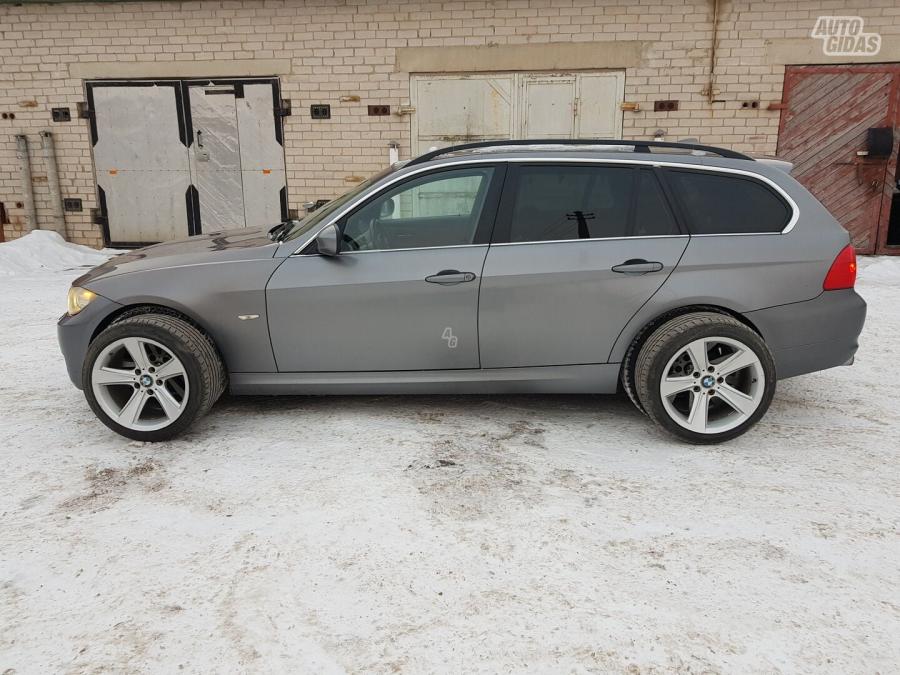BMW 325 2010 in Pasvalys, with an engine capacity of 3.00 L and mileage of 394 thousand km for 4500 €, photo 8 on AUTOMOTO.COM.LV