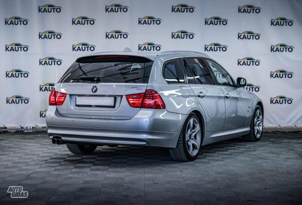 BMW 325 2010 in Kaunas, with an engine capacity of 3.00 L and mileage of 291 thousand km for 7490 €, photo 3 on AUTOMOTO.COM.LV