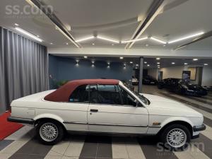 White BMW 325 1987 in Riga, with an engine capacity of 2.50 L and mileage of 140 thousand km for 18990 €, photo 7 on AUTOMOTO.COM.LV