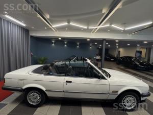 White BMW 325 1987 in Riga, with an engine capacity of 2.50 L and mileage of 140 thousand km for 18990 €, photo 8 on AUTOMOTO.COM.LV