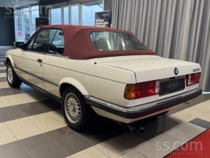 White BMW 325 1987 in Riga, with an engine capacity of 2.50 L and mileage of 140 thousand km for 18990 €, photo 13 on AUTOMOTO.COM.LV