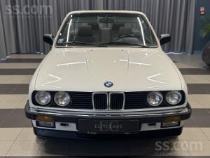 White BMW 325 1987 in Riga, with an engine capacity of 2.50 L and mileage of 140 thousand km for 18990 €, photo 15 on AUTOMOTO.COM.LV