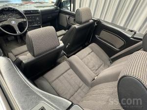White BMW 325 1987 in Riga, with an engine capacity of 2.50 L and mileage of 140 thousand km for 18990 €, photo 18 on AUTOMOTO.COM.LV