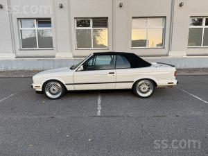 White BMW 325 1987 in Riga, with an engine capacity of 2.50 L and mileage of 220 thousand km for 14200 €, photo 6 on AUTOMOTO.COM.LV