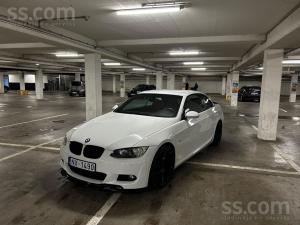 Balts BMW 325 2007 Liepāja, ar dzinēja tilpumu 3.00 L un nobraukumu 231 tūkst. km par 8500 €, foto 6 vietnē AUTOMOTO.COM.LV