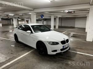 Balts BMW 325 2007 Liepāja, ar dzinēja tilpumu 3.00 L un nobraukumu 231 tūkst. km par 8500 €, foto 9 vietnē AUTOMOTO.COM.LV