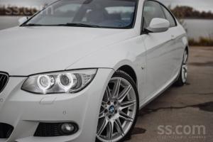 Balts BMW 325 2010 Rīga, ar dzinēja tilpumu 3.00 L un nobraukumu 281 tūkst. km par 10500 €, foto 4 vietnē AUTOMOTO.COM.LV