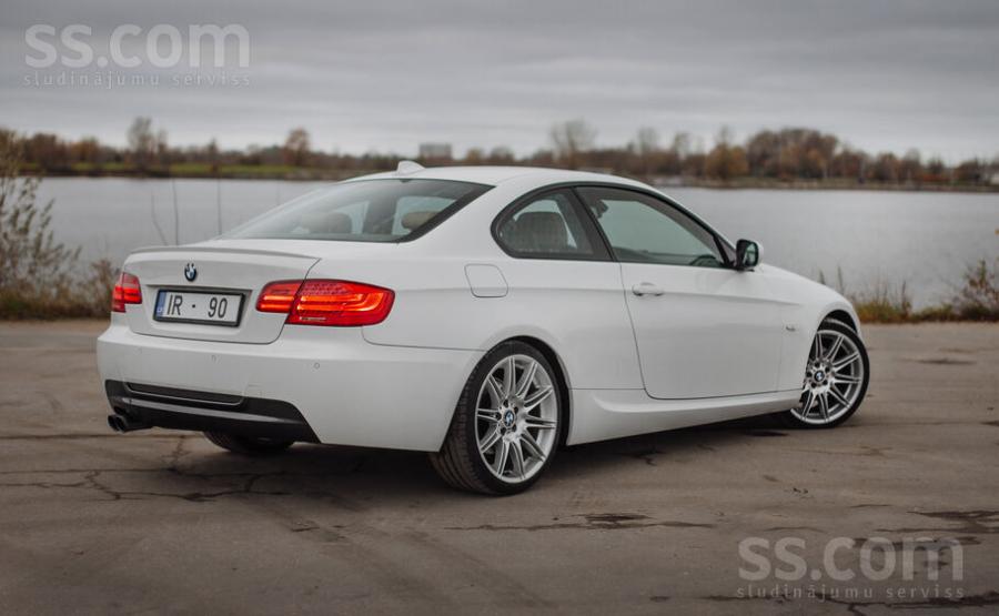 Balts BMW 325 2010 Rīga, ar dzinēja tilpumu 3.00 L un nobraukumu 281 tūkst. km par 10500 €, foto 13 vietnē AUTOMOTO.COM.LV