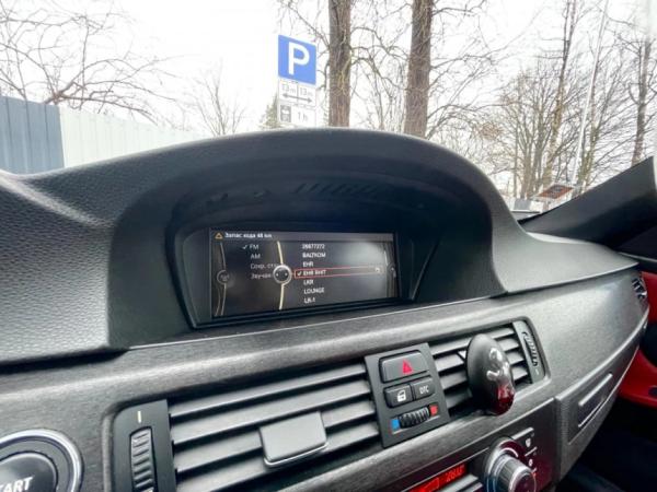 White BMW 325 2010 in Riga, with an engine capacity of 3.00 L and mileage of 0 thousand km for 11500 €, photo 9 on AUTOMOTO.COM.LV