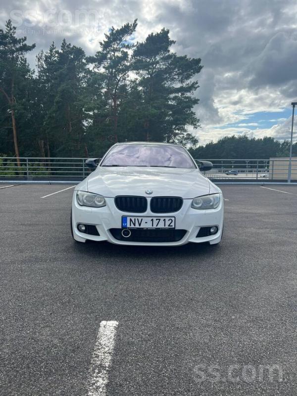 Balts BMW 325 2011 Rīga, ar dzinēja tilpumu 3.00 L un nobraukumu 380 tūkst. km par 9700 €, foto 8 vietnē AUTOMOTO.COM.LV