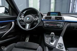 White BMW 325 2014 in Kaunas, with an engine capacity of 2.00 L and mileage of 236 thousand km for 13950 €, photo 18 on AUTOMOTO.COM.LV